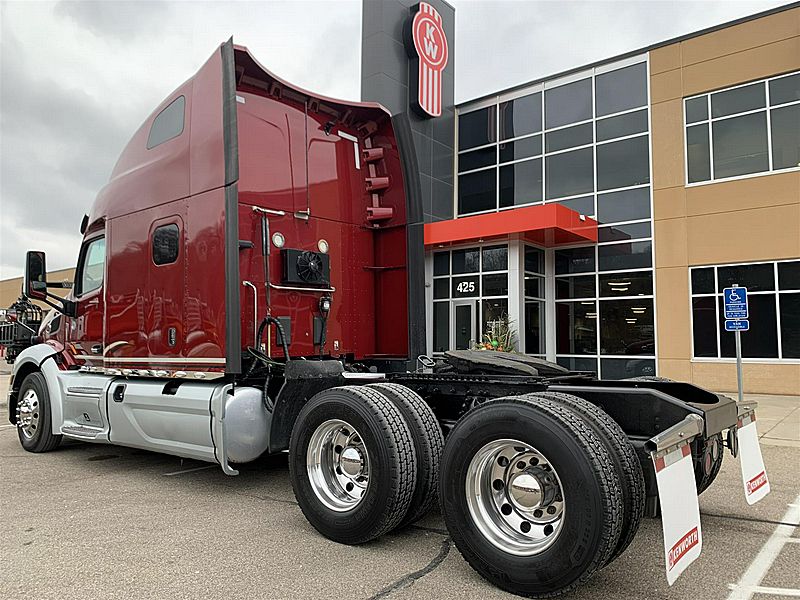 2020 Peterbilt 579 For Sale | 80" Sleeper | #5671