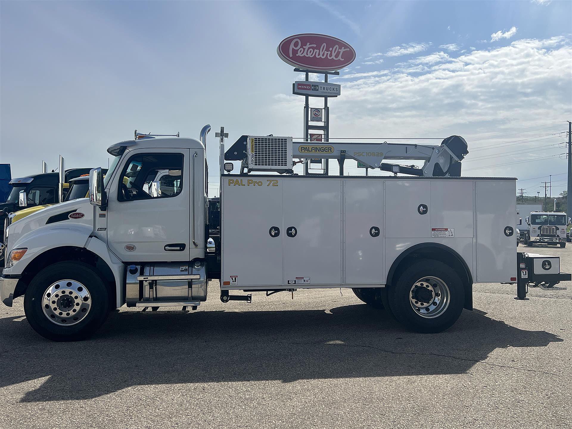 2025 Peterbilt 537 For Sale | Service Truck | #30E696581