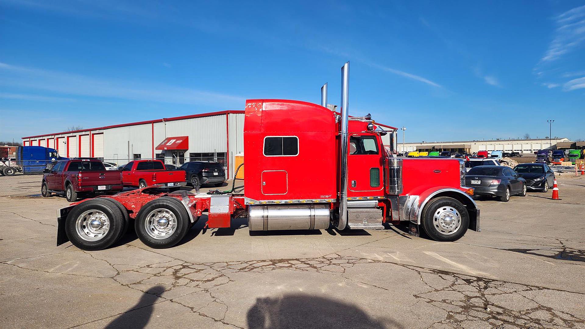 2005 Peterbilt 379 For Sale | 78" Sleeper | #D850298