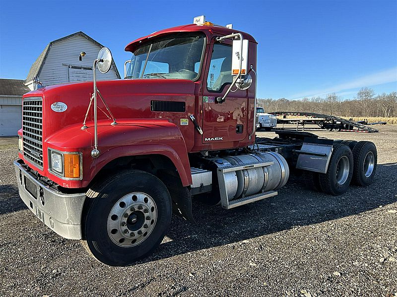 2014 Mack Pinnacle CHU613 For Sale | Day Cab | #9448