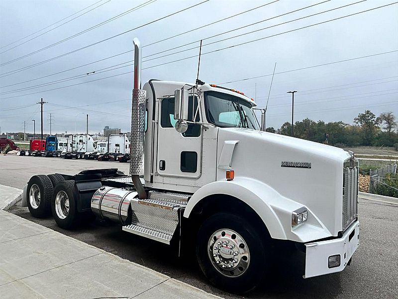 2015 Kenworth T800 For Sale | Day Cab | #5691W