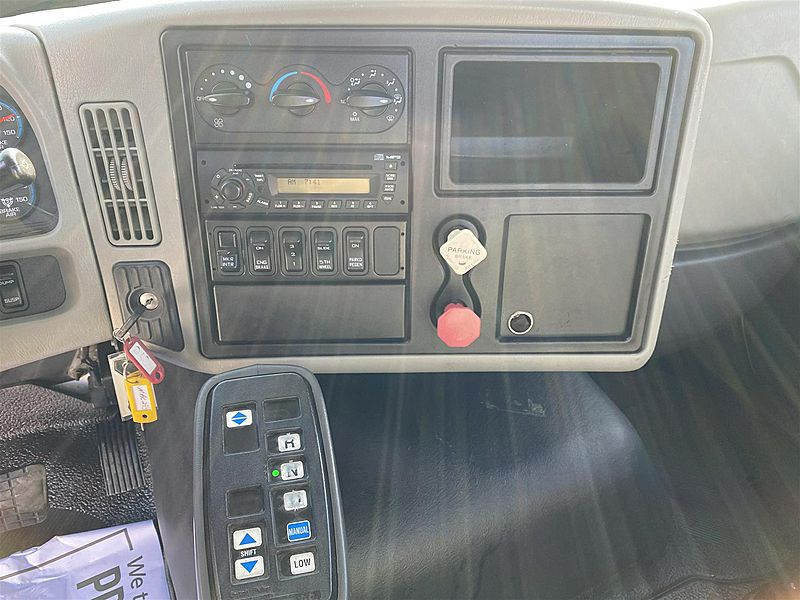 2008 International 8600 (For Sale) | Day Cab | # U9751