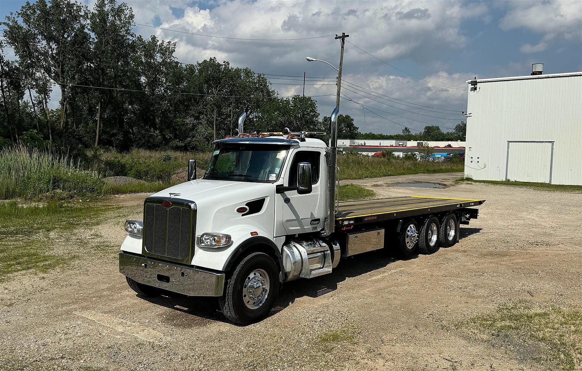 2024 Peterbilt 567 (For Sale) | Rollback | Non CDL | #A376C/A353B