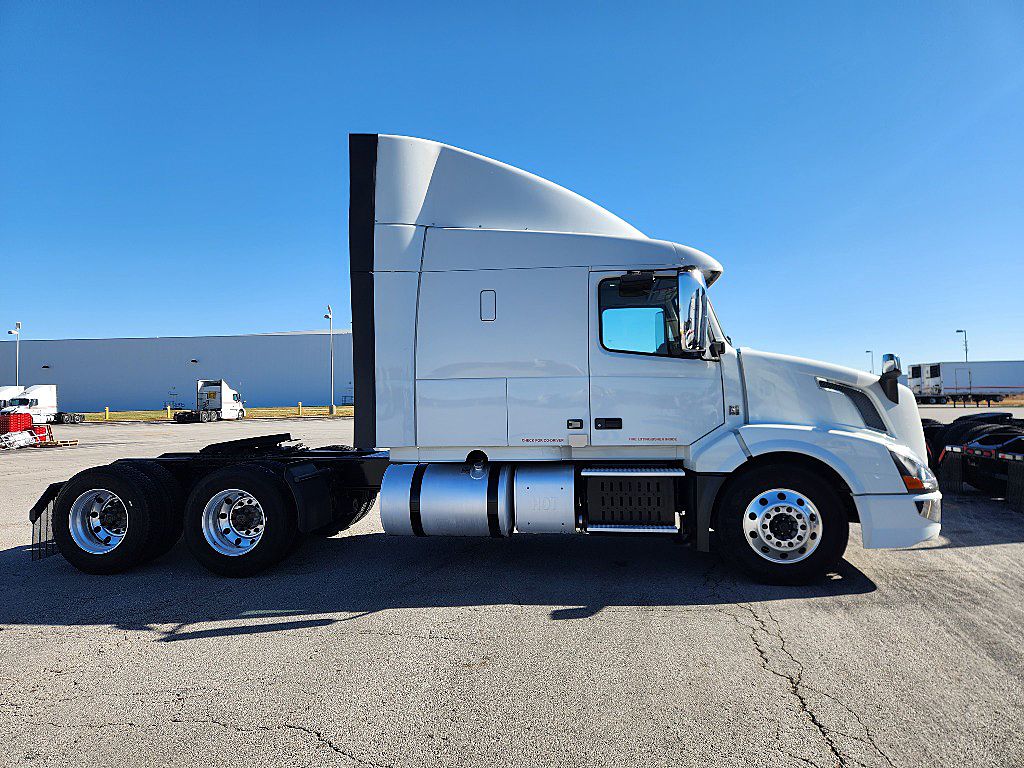 2017 Volvo VNL 630 For Sale | 61" Sleeper | #TR HN978990 MO