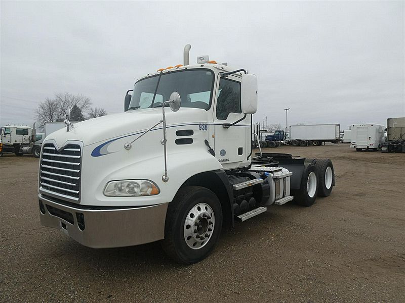 2016 Mack Pinnacle CXU613 (For Sale) | Day Cab | # 4842G