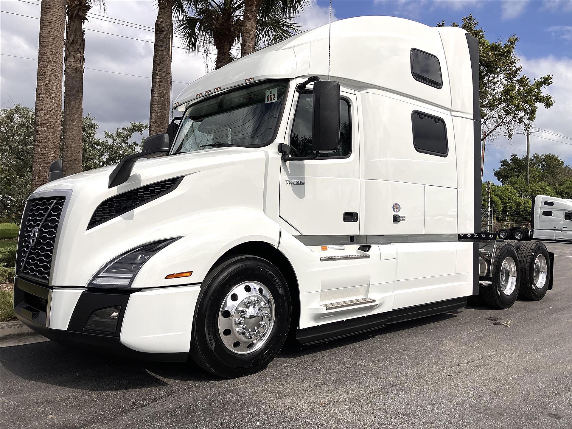 2024 Volvo VNL 860 For Sale | Sleeper Truck | #10VN660285