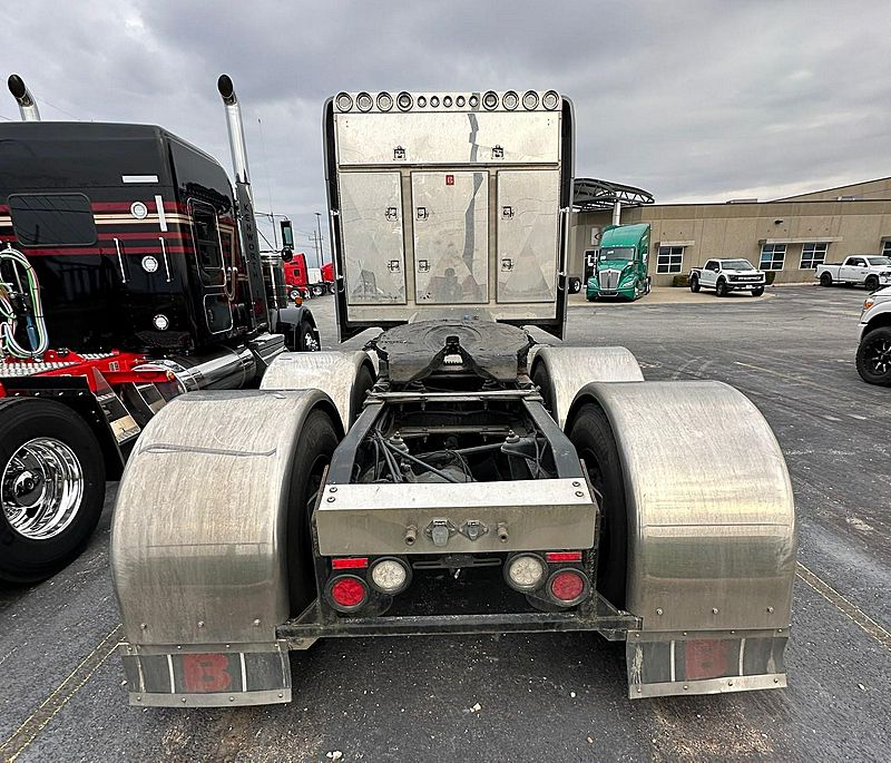 2020 Peterbilt 389 For Sale | 78" Sleeper | #0563931