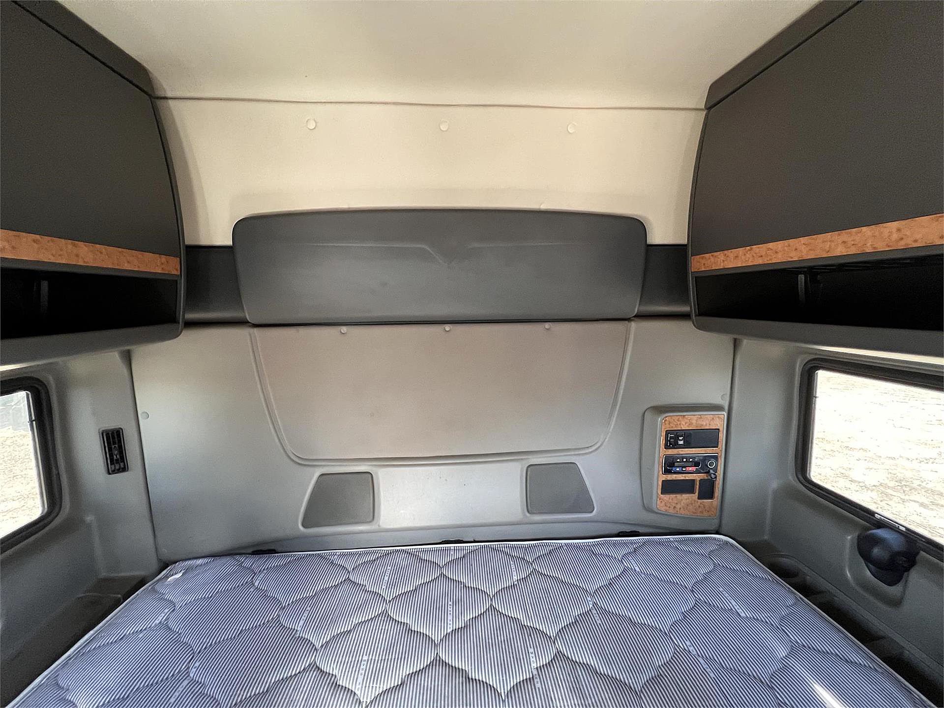 2017 International Prostar For Sale | 60" Sleeper | #24396