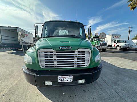 2017 Freightliner M2 106 For Sale | Flatbed | Non CDL | #672633