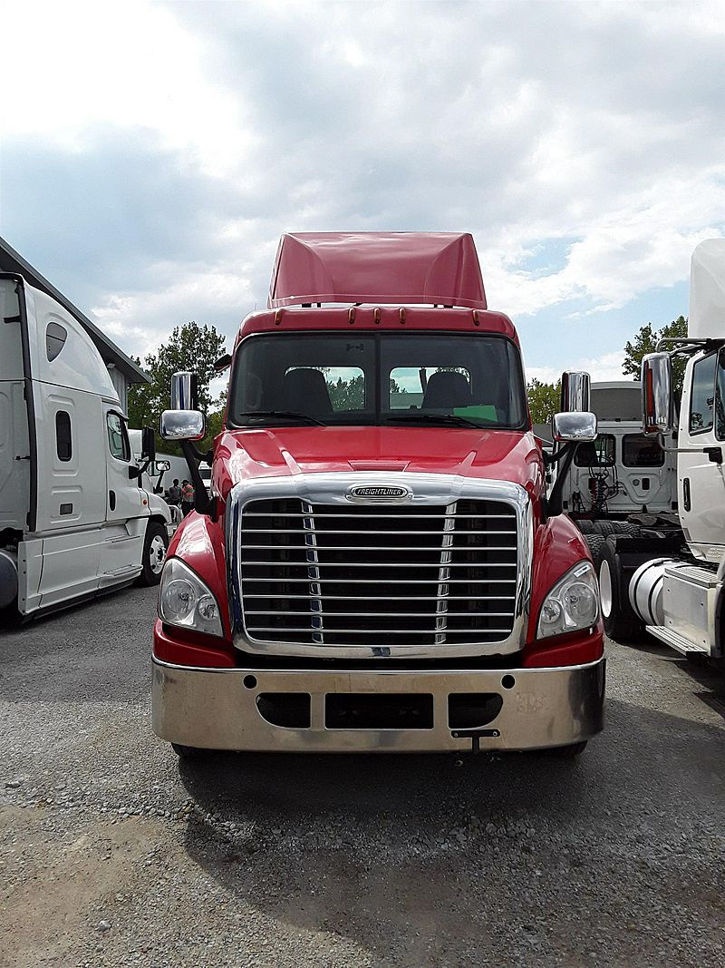 2018 Freightliner CASCADIA 125 For Sale | Day Cab | #755610