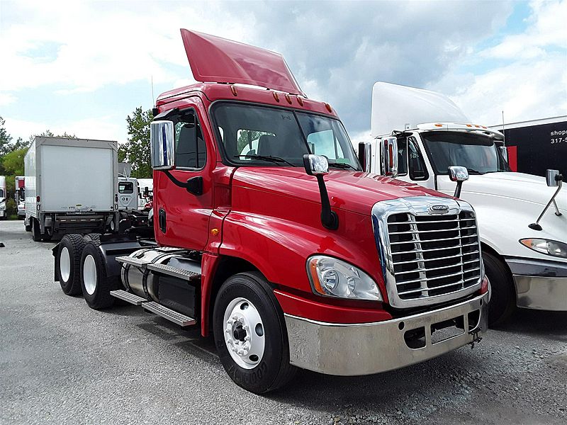 2018 Freightliner CASCADIA 125 For Sale | Day Cab | #755610