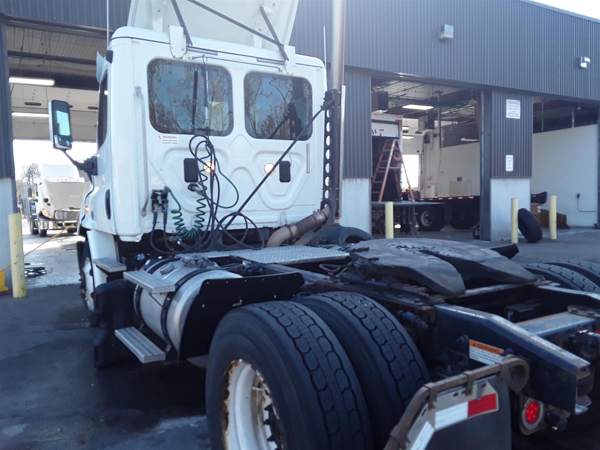 2016 Freightliner CASCADIA 113 For Sale | Day Cab | #646977