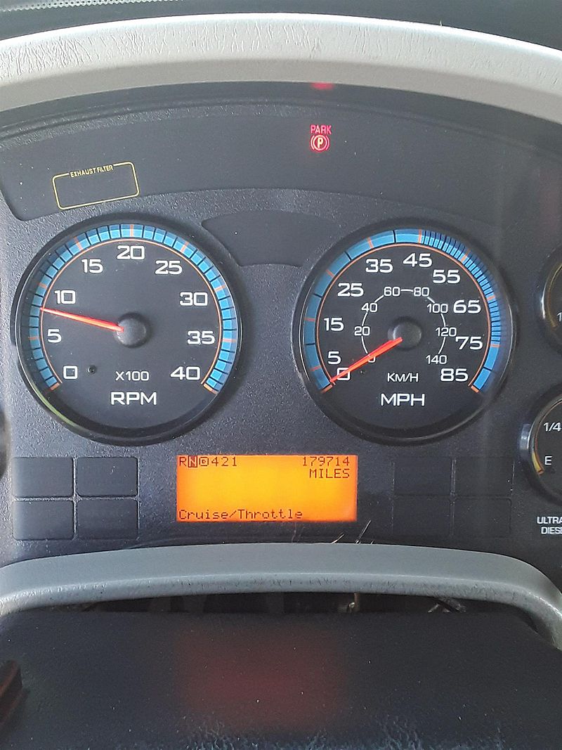 2016 International MV607 (For Sale) | 26' Box | # 372011