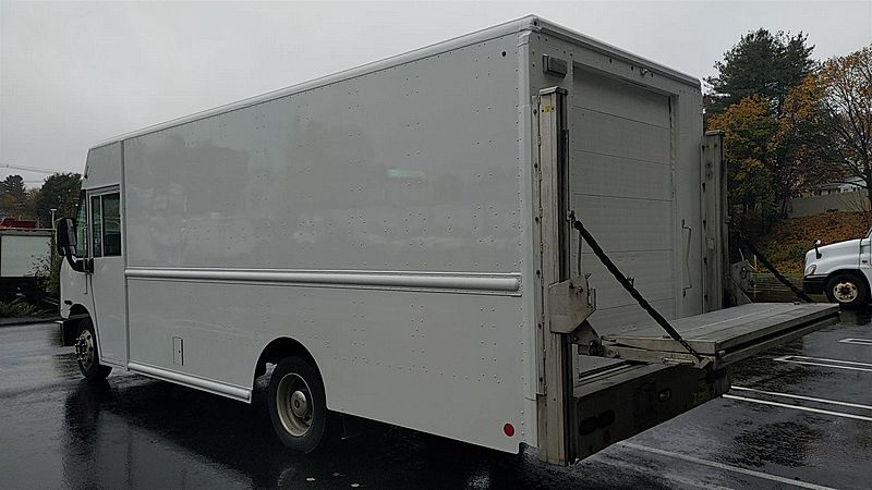 2016 Freightliner MT45 For Sale | 18' Box | Non CDL | #661755