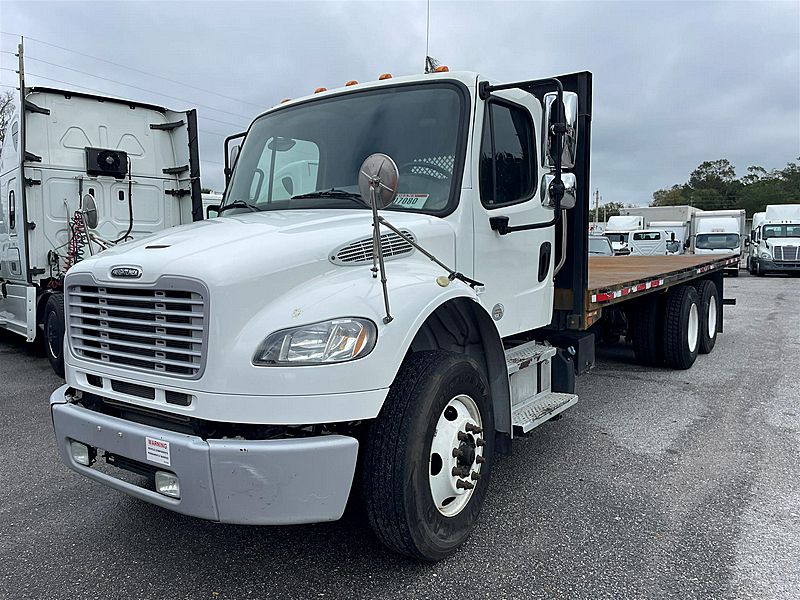 2018 Freightliner M2 106