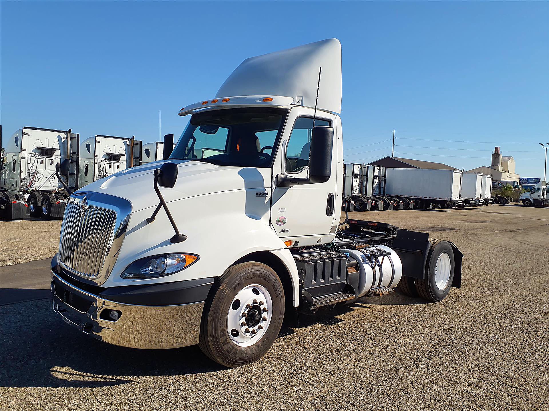 2019 International RH613 DAYCAB S/A (For Sale) | Day Cab | # 29688