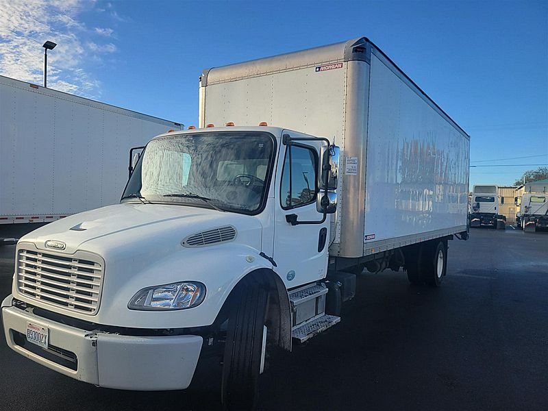 2014 Freightliner M2 106 For Sale | 26' Box | Non CDL | #527287