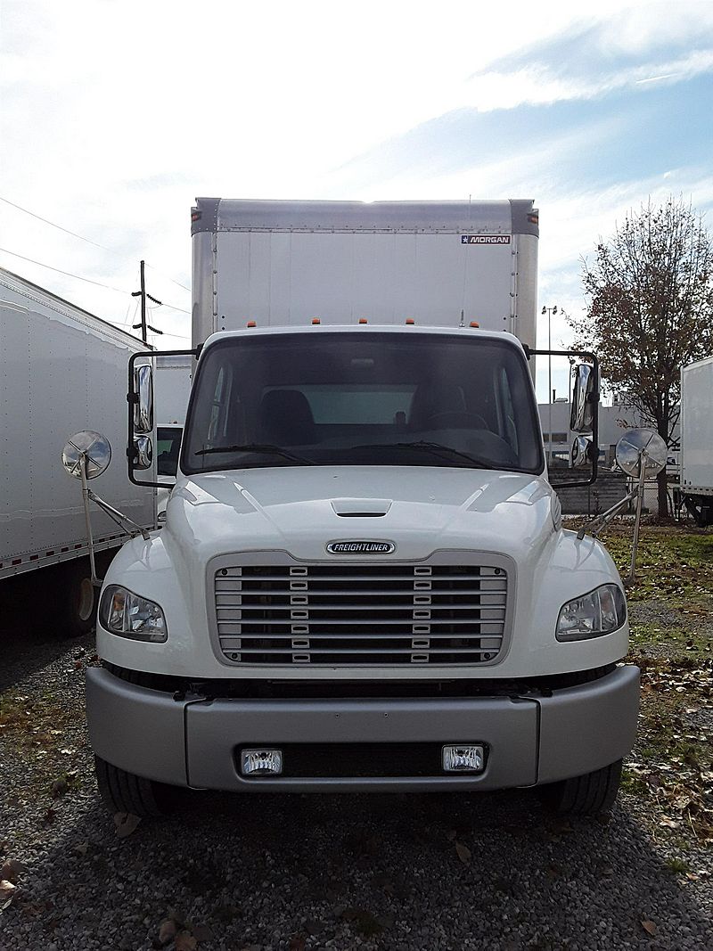 2020 Freightliner M2 106 For Sale | 26' Box | Non CDL | #290397