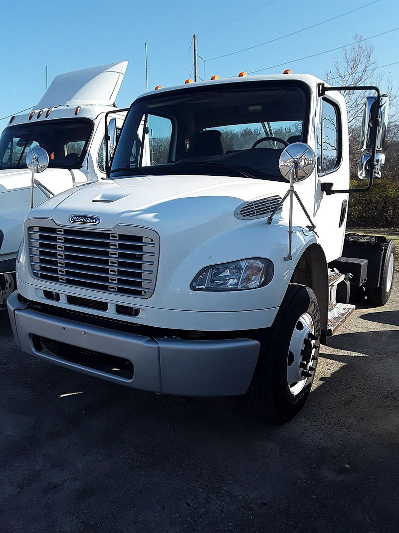 2014 Freightliner M2 106 For Sale | Day Cab | #527558