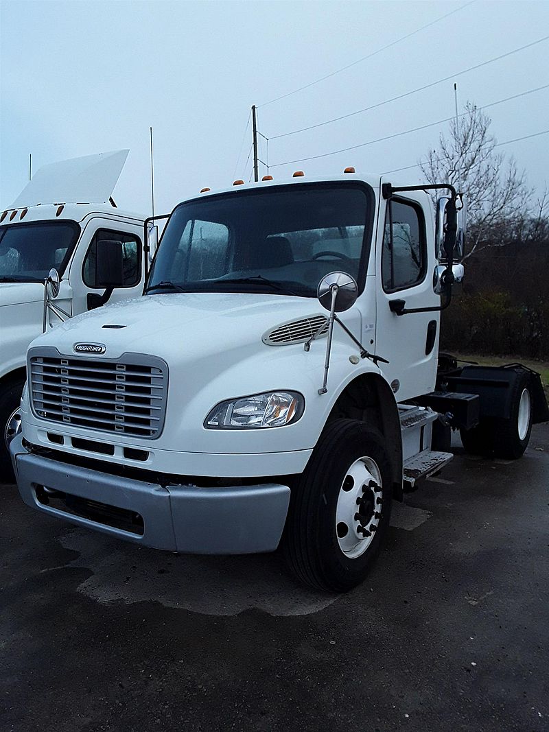 2014 Freightliner M2 106 For Sale | Day Cab | #528641