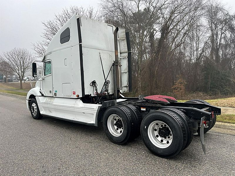 2014 Freightliner COLUMBIA 120 GLIDER For Sale | 60" Sleeper | #EDFR3866