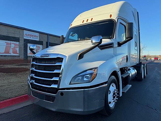 2020 Freightliner CASCADIA EVOLUTION (For Sale) | 72" Sleeper | #262643