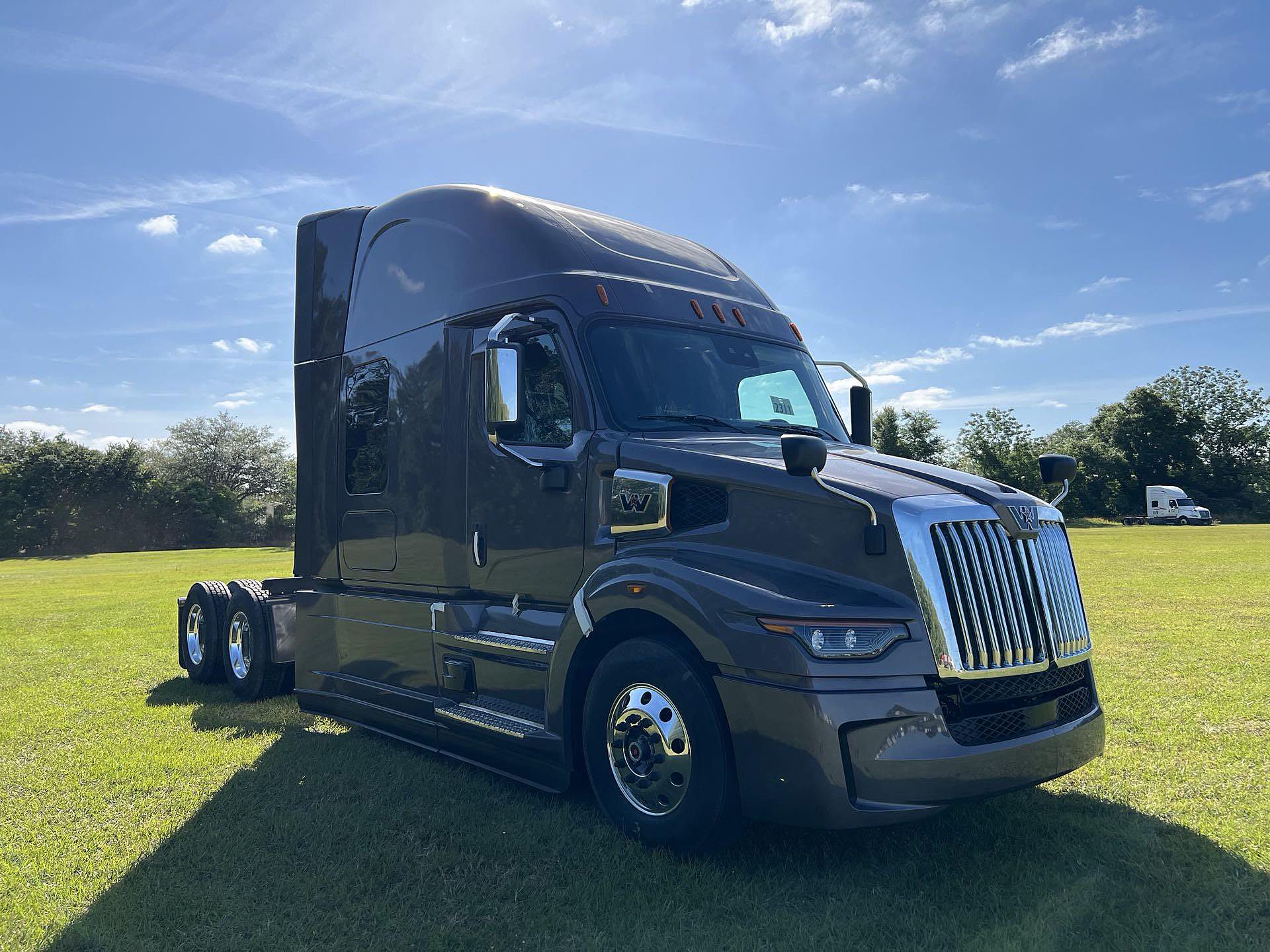 2025 Western Star 57X For Sale | 72" Sleeper | #VV2547