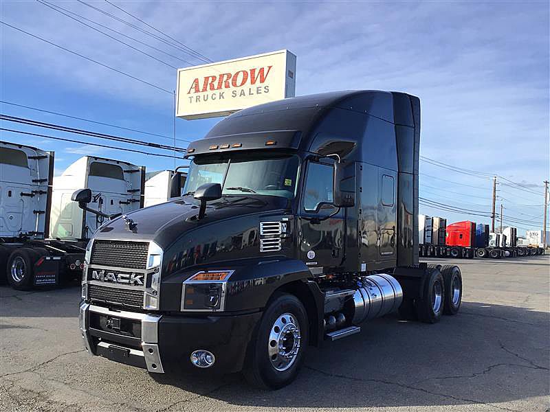 2019 Mack ANTHEM (For Sale) | 70" Sleeper | # 255904