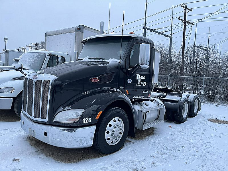 2018 Peterbilt 579 (For Sale) | Day Cab | #5716W