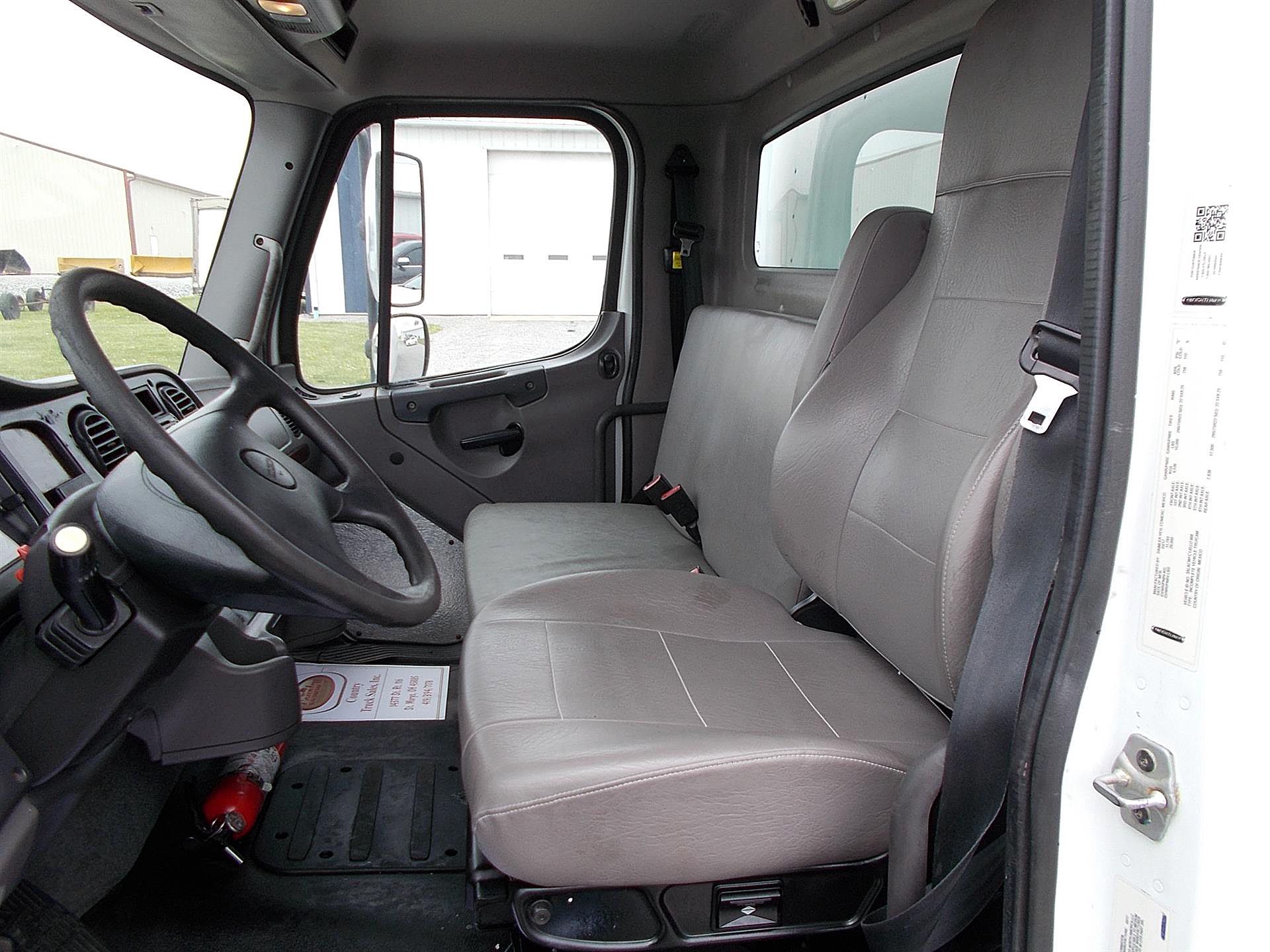 2018 Freightliner M2 For Sale | 26' Box | Non CDL | #4300