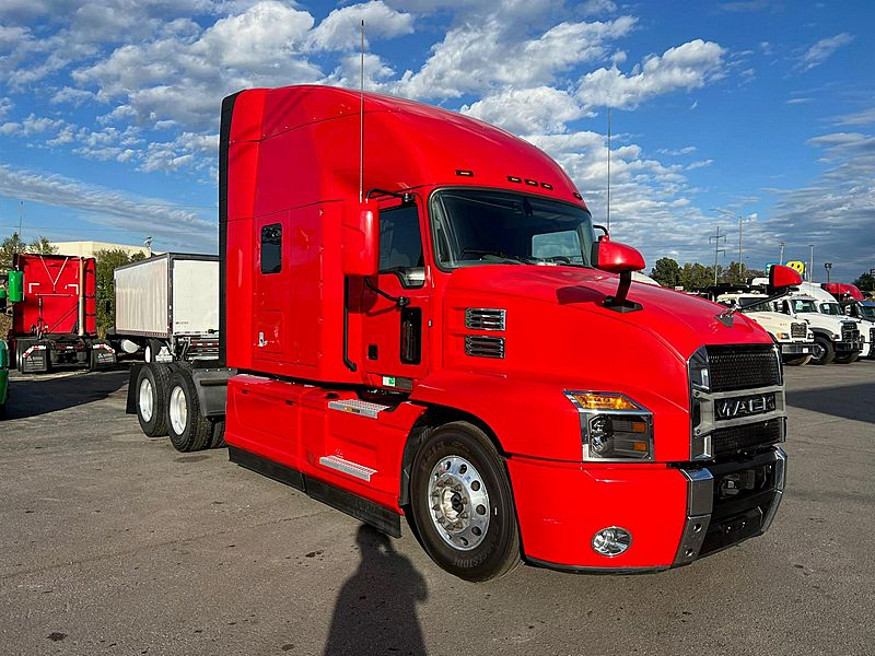2020 Mack ANTHEM (For Sale) | 70" Sleeper | #6991484