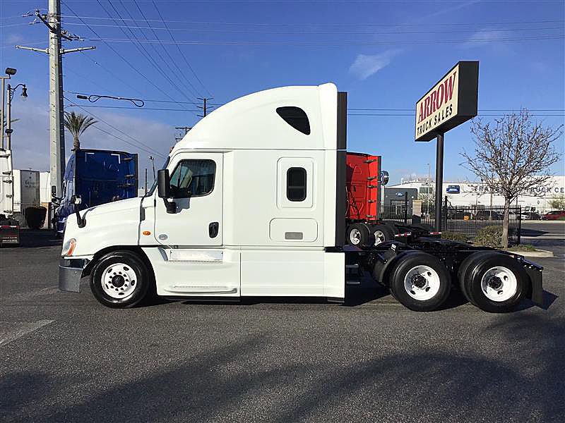2018 Freightliner CASCADIA EVOLUTION For Sale | 72" Sleeper | #262978