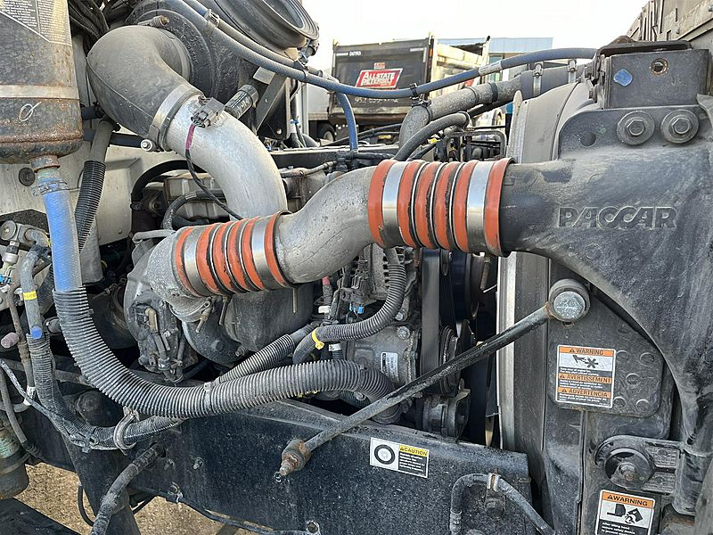 2019 Peterbilt 337 (For Sale) | 26' Box | #30N630689