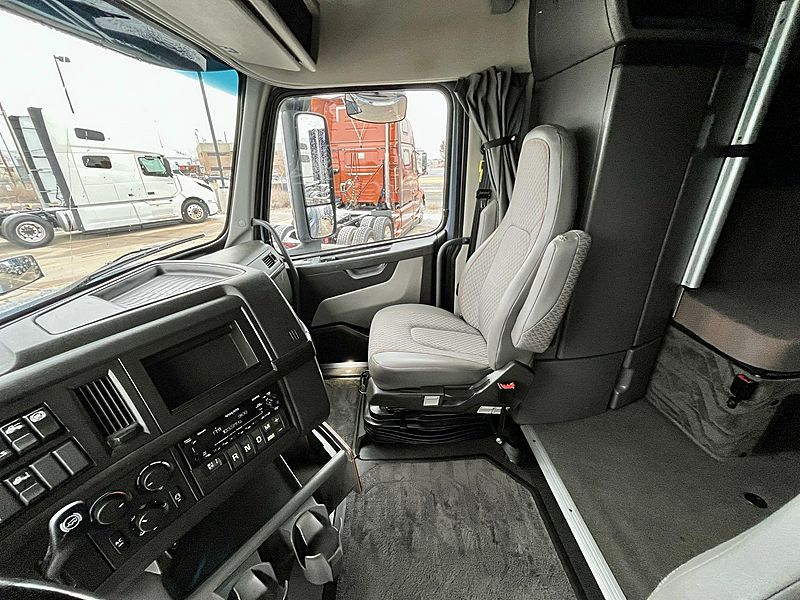 2022 Volvo VNL 860 For Sale | Sleeper Truck | #23VU602895 2022 Volvo VNL 860 For Sale | Sleeper Truck | #23VU602895