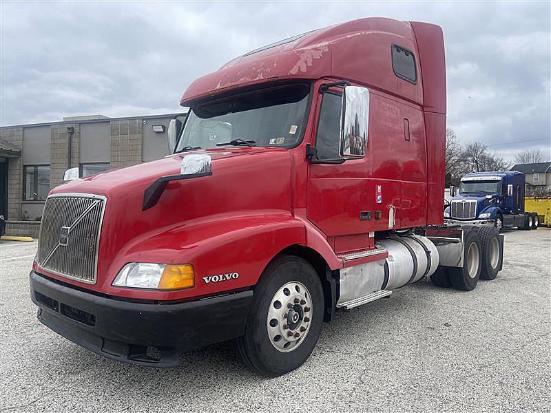 2003 Volvo VNL610 For Sale | 61" Sleeper | #263096