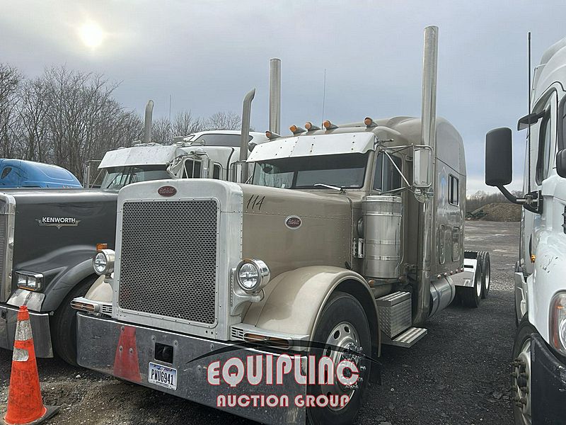 2000 Peterbilt 379 (For Sale) | Sleeper Truck | #DKF516674