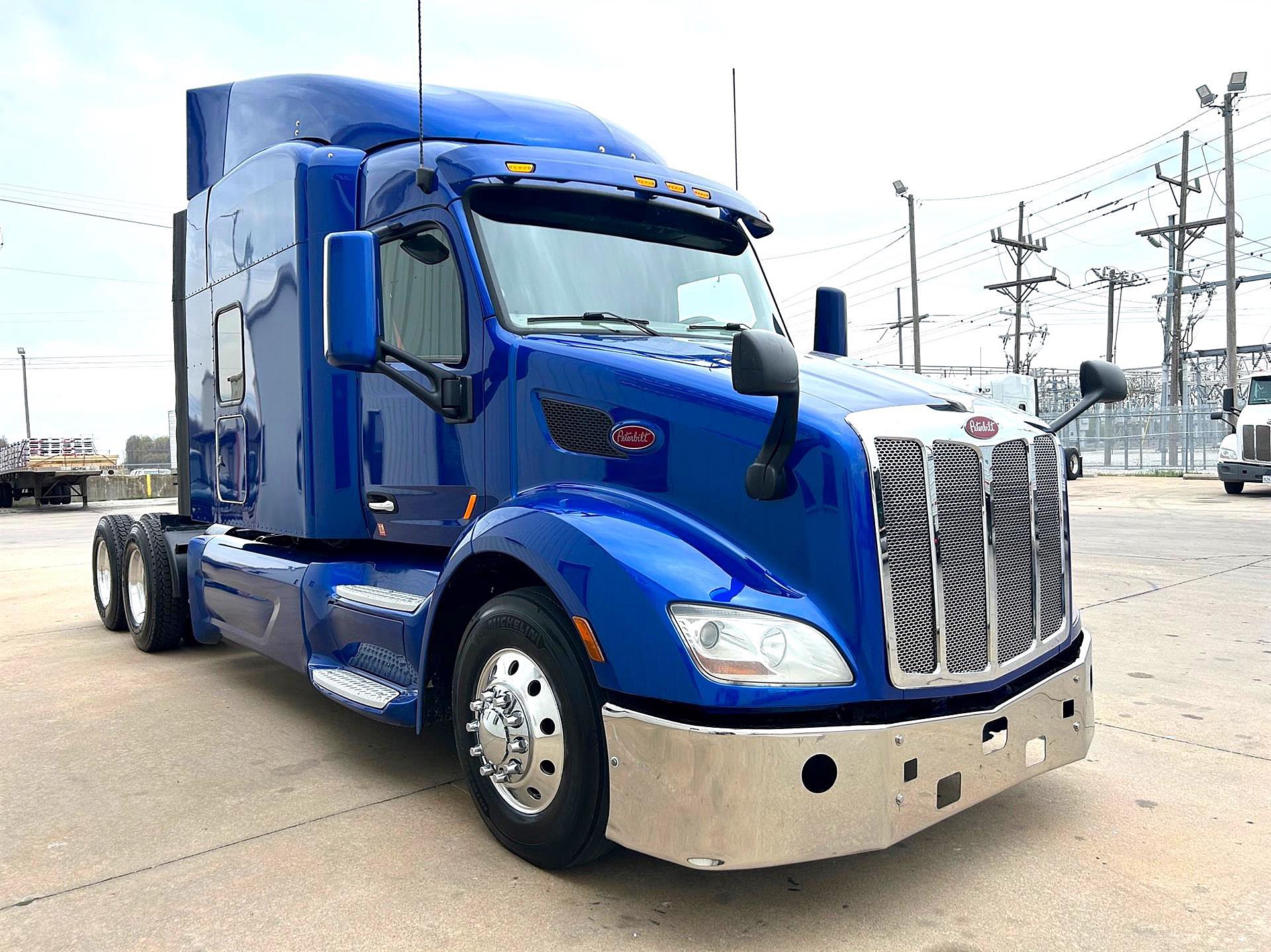 2018 Peterbilt 579 For Sale | 80" Sleeper | #D364030