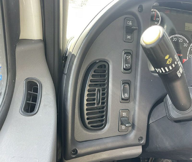 2007 Freightliner M2 4x4 (For Sale) | Cab & Chassis | #8174