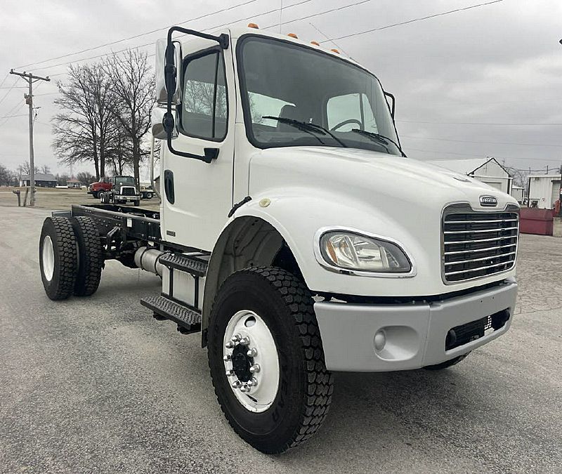 2007 Freightliner M2 4x4 For Sale | Cab & Chassis | #8174
