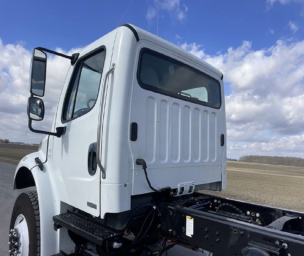 2007 Freightliner M2 4x4 For Sale | Cab & Chassis | #8174