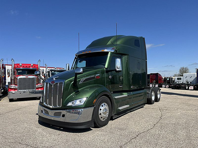 2025 Peterbilt 579 For Sale | 80" Sleeper | #30A707927