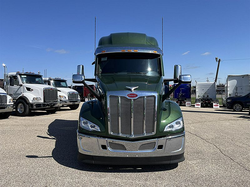 2025 Peterbilt 579 For Sale | 80" Sleeper | #30A707927