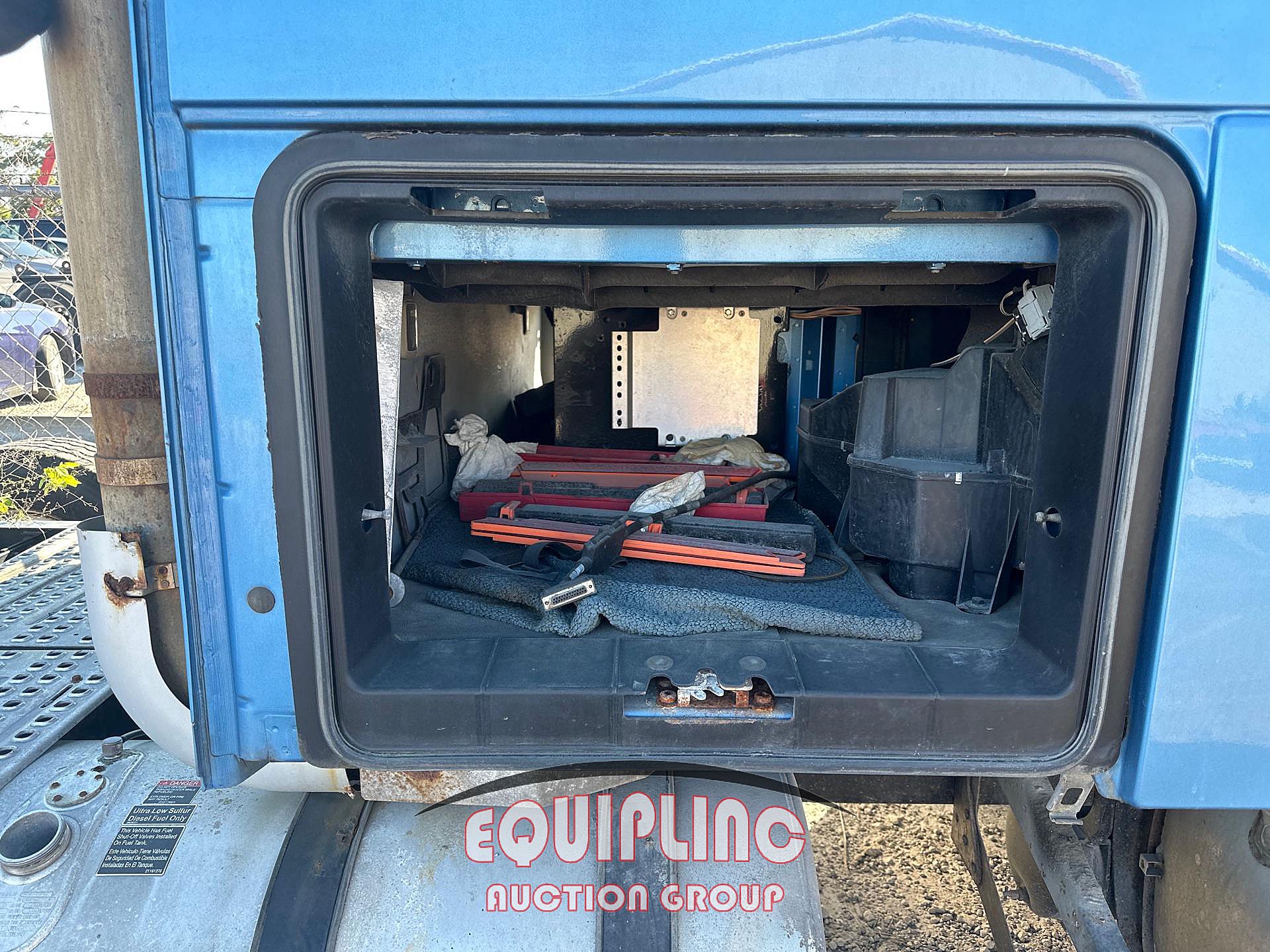 2012 VOLVO TRUCK VNL For Sale | Sleeper Truck | #CDP552376