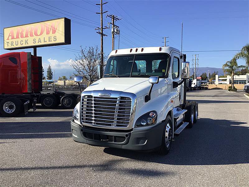 2019 Freightliner CASCADIA (For Sale) | NON Sleeper | #263313