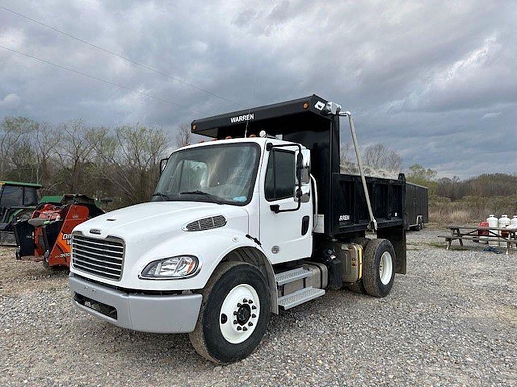 2022 Freightliner M2 106 (For Sale) | Day Cab | #262697