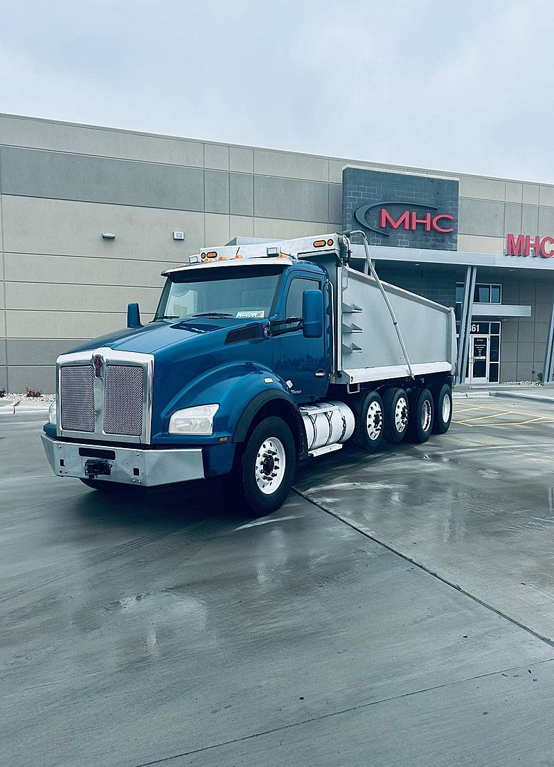 2017 Kenworth T880 (For Sale) | Dump Truck | #0566568