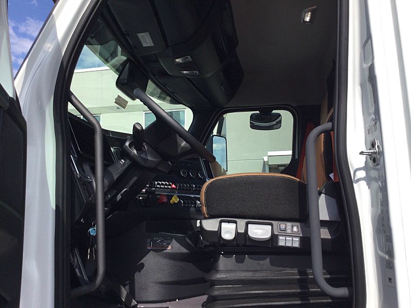 2025 Western Star 5700 (For Sale) | Day Cab | #315979