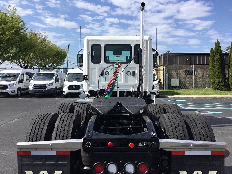 2025 Western Star 5700 (For Sale) | Day Cab | #315979