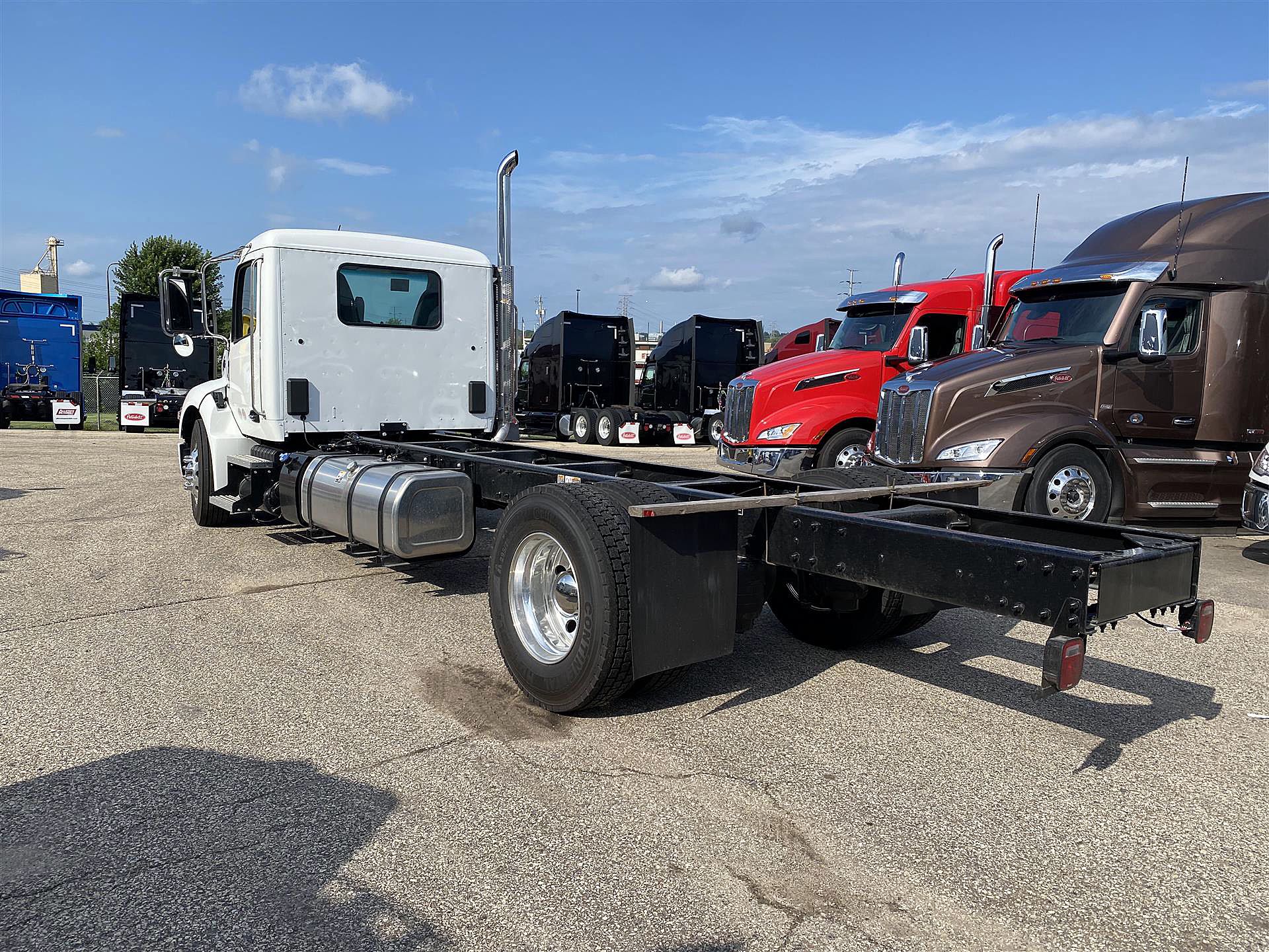 2025 Peterbilt 537 For Sale | Cab & Chassis | #30E709212