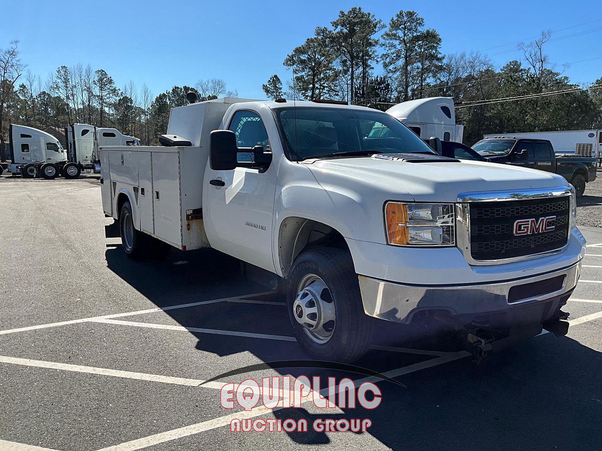 2013 GMC 3500 SERVICE BODY For Sale | Service Truck | #AJM150063